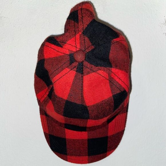 GAP | Accessories | Unisex Gap Buffalo Plaid Adjustable Cap | Poshmark